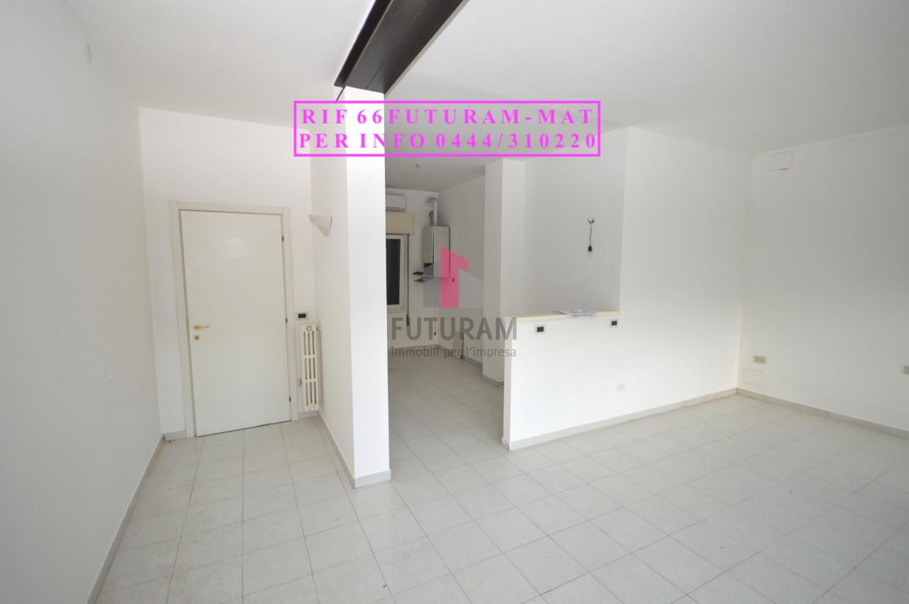 Negozio in affitto a Sandrigo