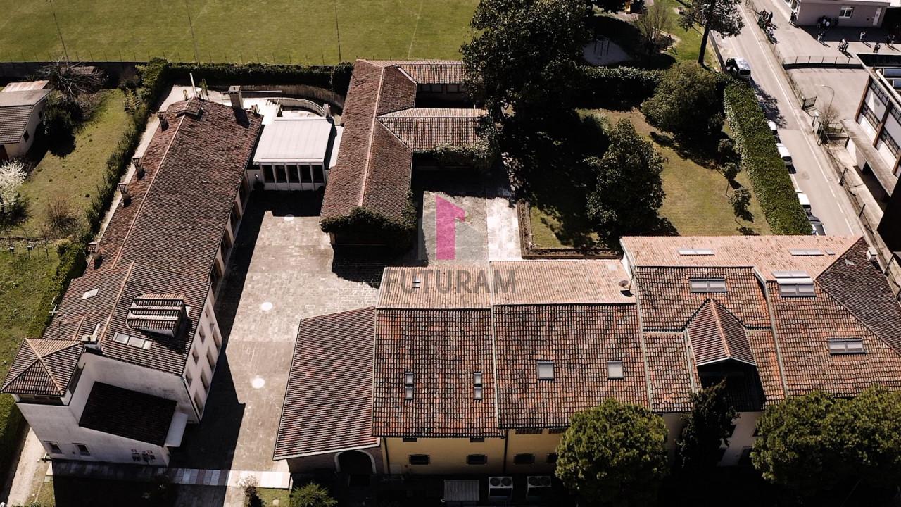 Villa in vendita a Quinto Vicentino