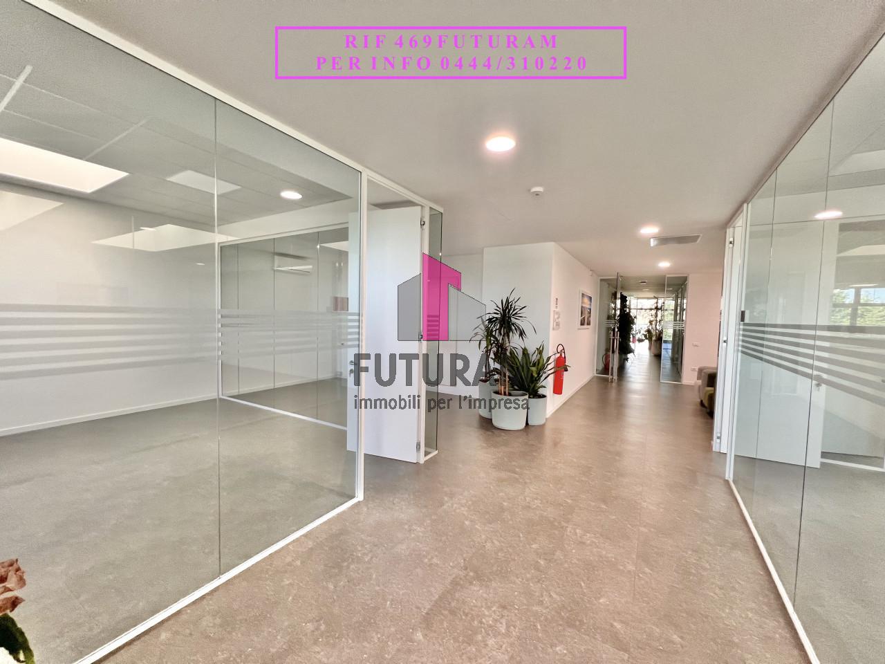 Ufficio in affitto a Torri Di Quartesolo