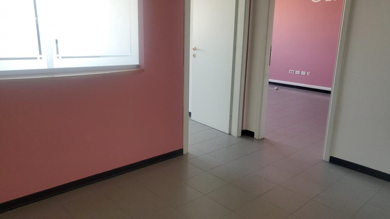 Ufficio in affitto a Prato