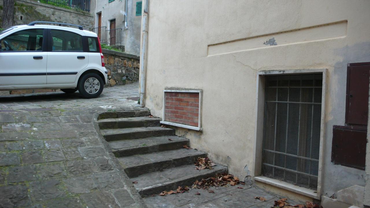 Appartamento in vendita a Seggiano