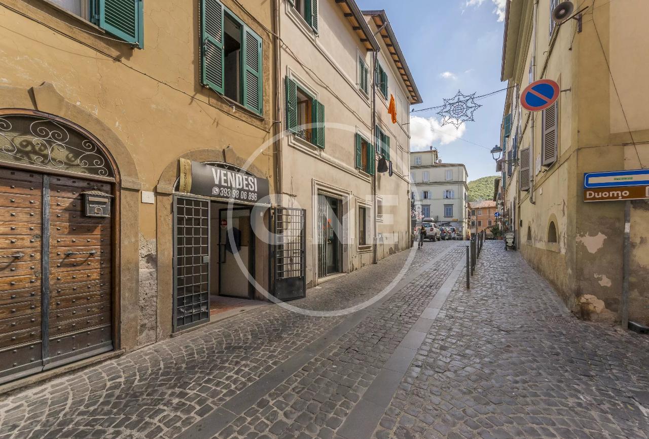 Negozio in vendita a Monte Porzio Catone