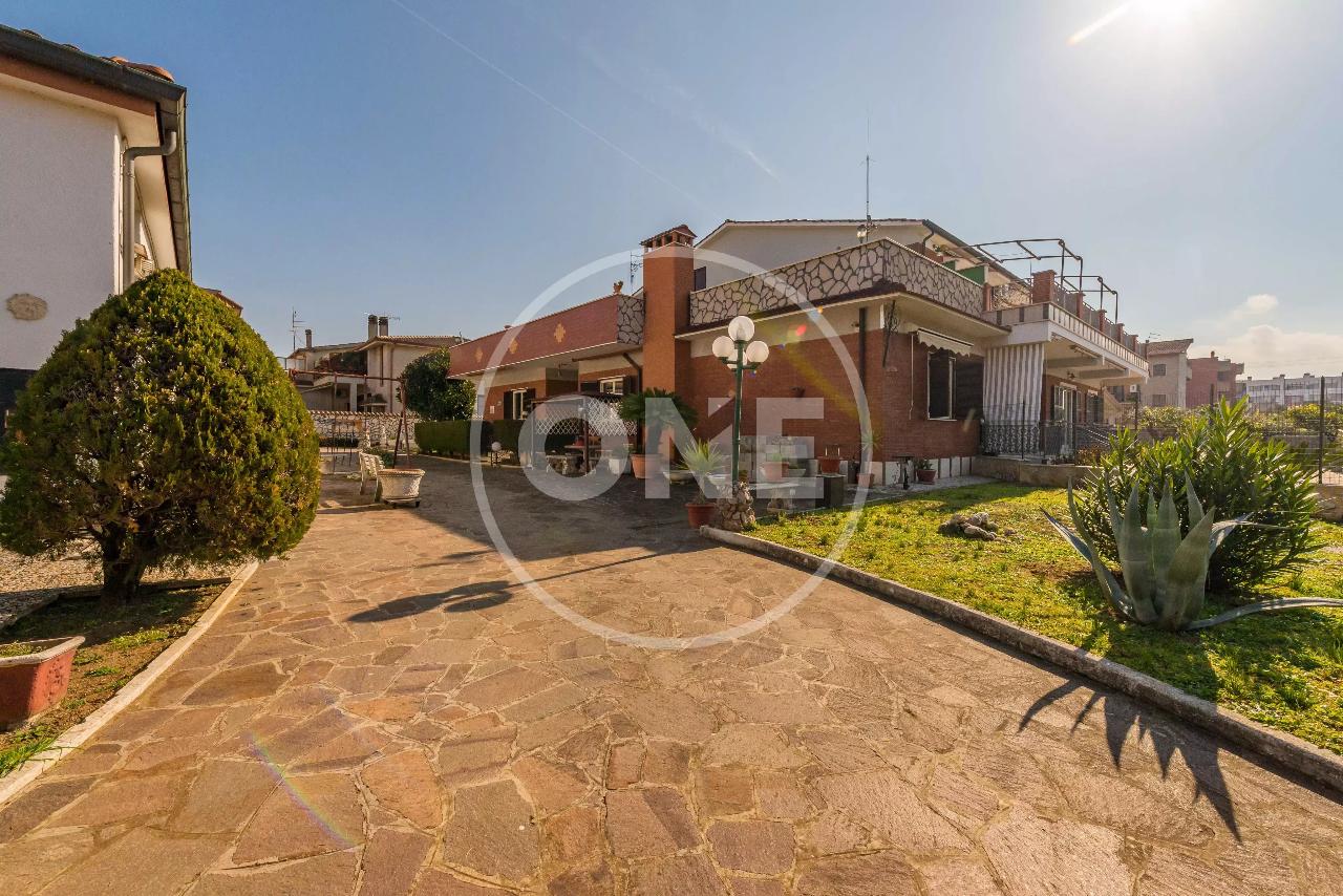 Villa a schiera in vendita a Roma