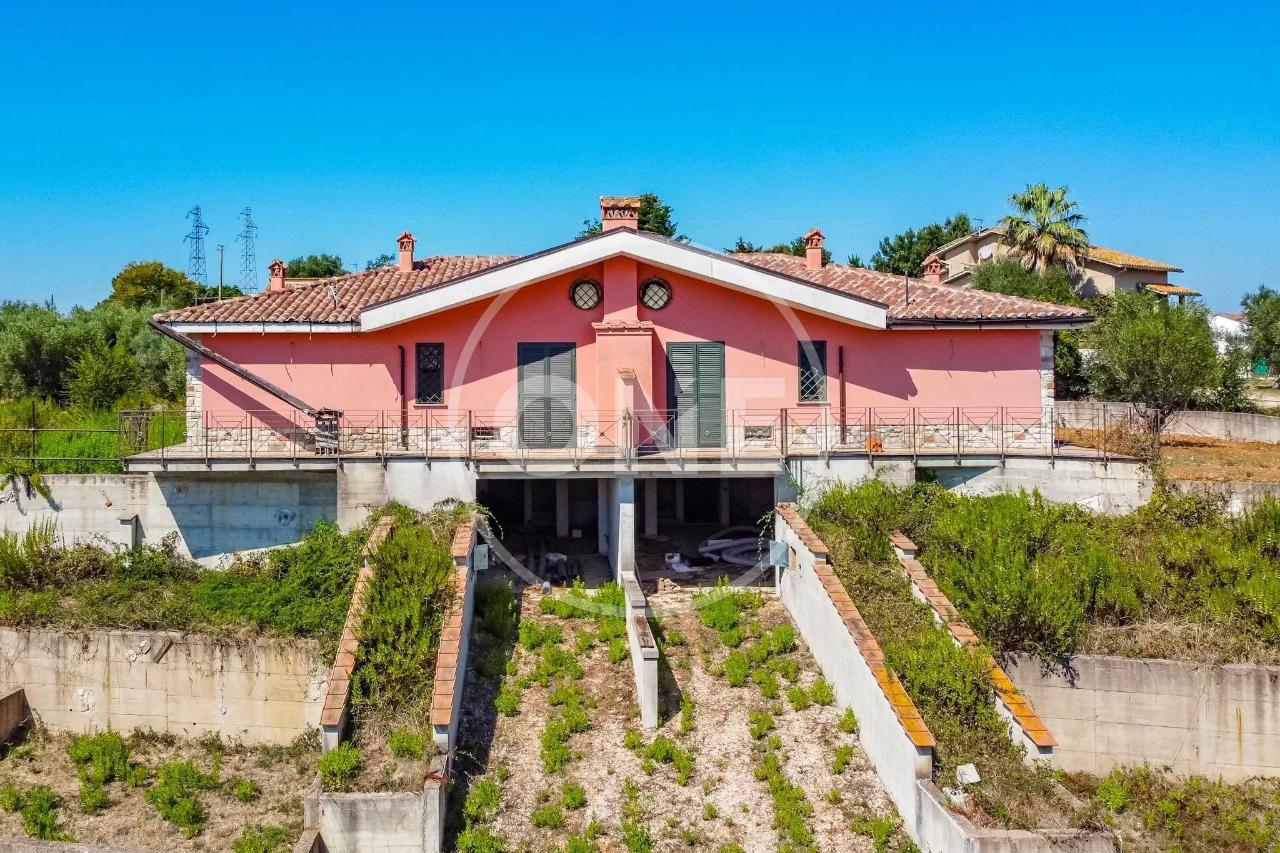 Villa bifamiliare in vendita a Narni