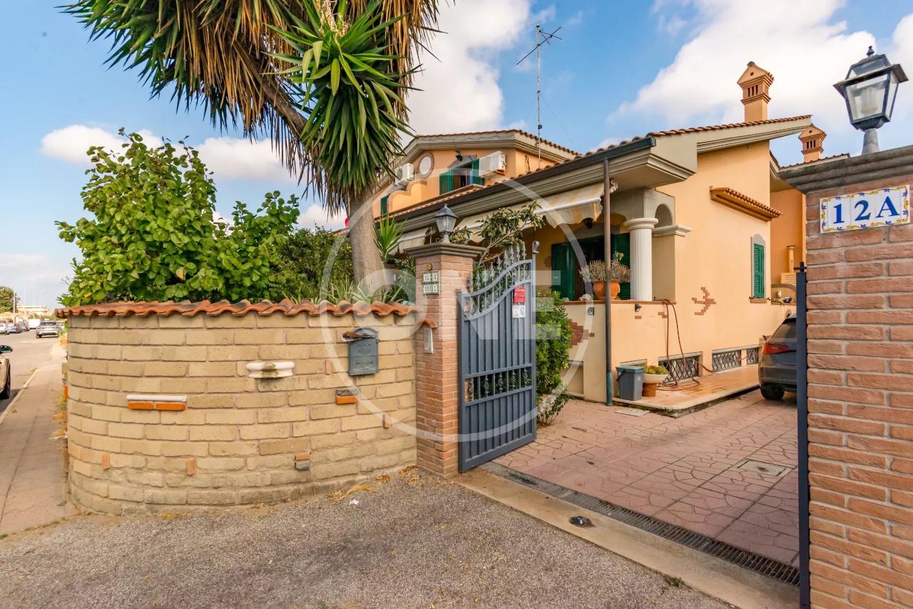 Villa a schiera in vendita a Ardea