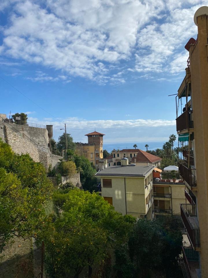 Appartamento in vendita a Finale Ligure