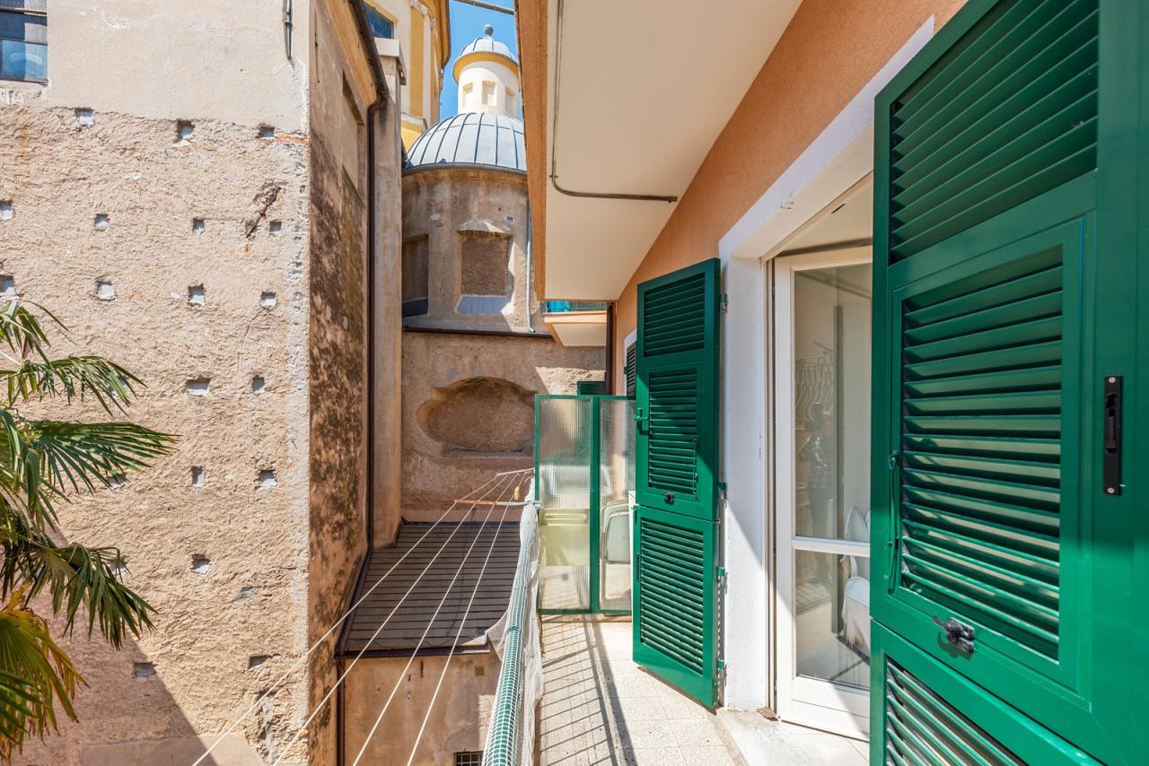 Appartamento in affitto a Finale Ligure