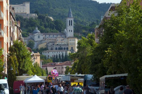 Villa plurifamiliare in vendita a Spoleto