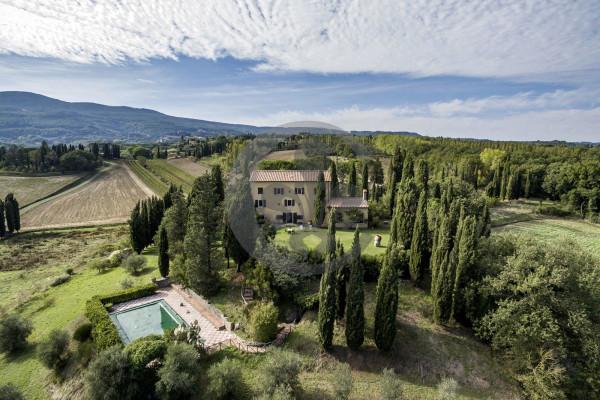 Villa in vendita a Cetona