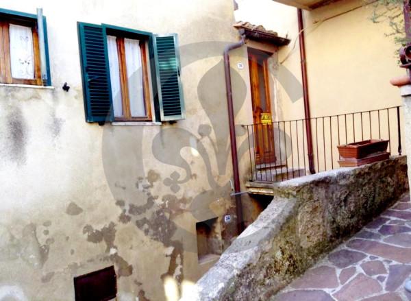 Appartamento in vendita a Cetona