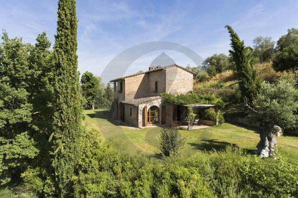 Casale in vendita a Montepulciano