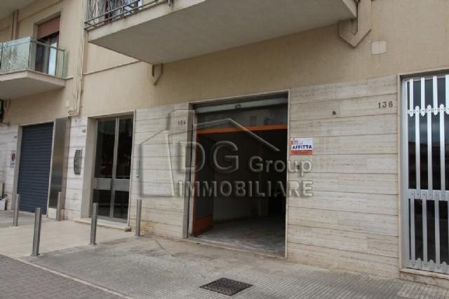 Locale commerciale in affitto a Alcamo