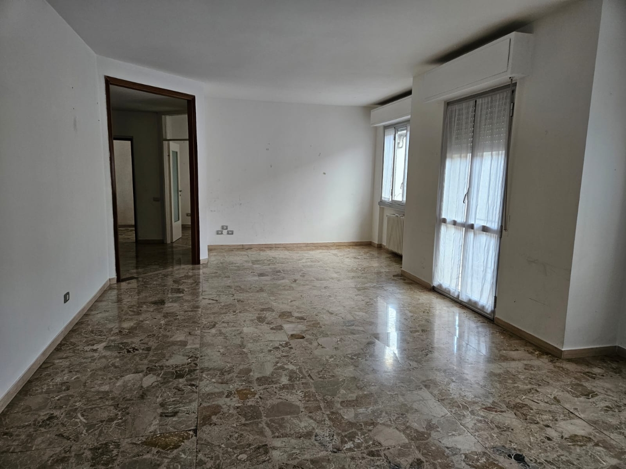 Appartamento in vendita a Desio