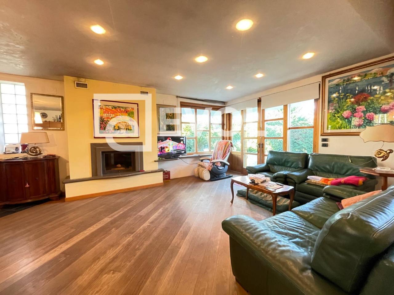 Villa in vendita a Lignano Sabbiadoro