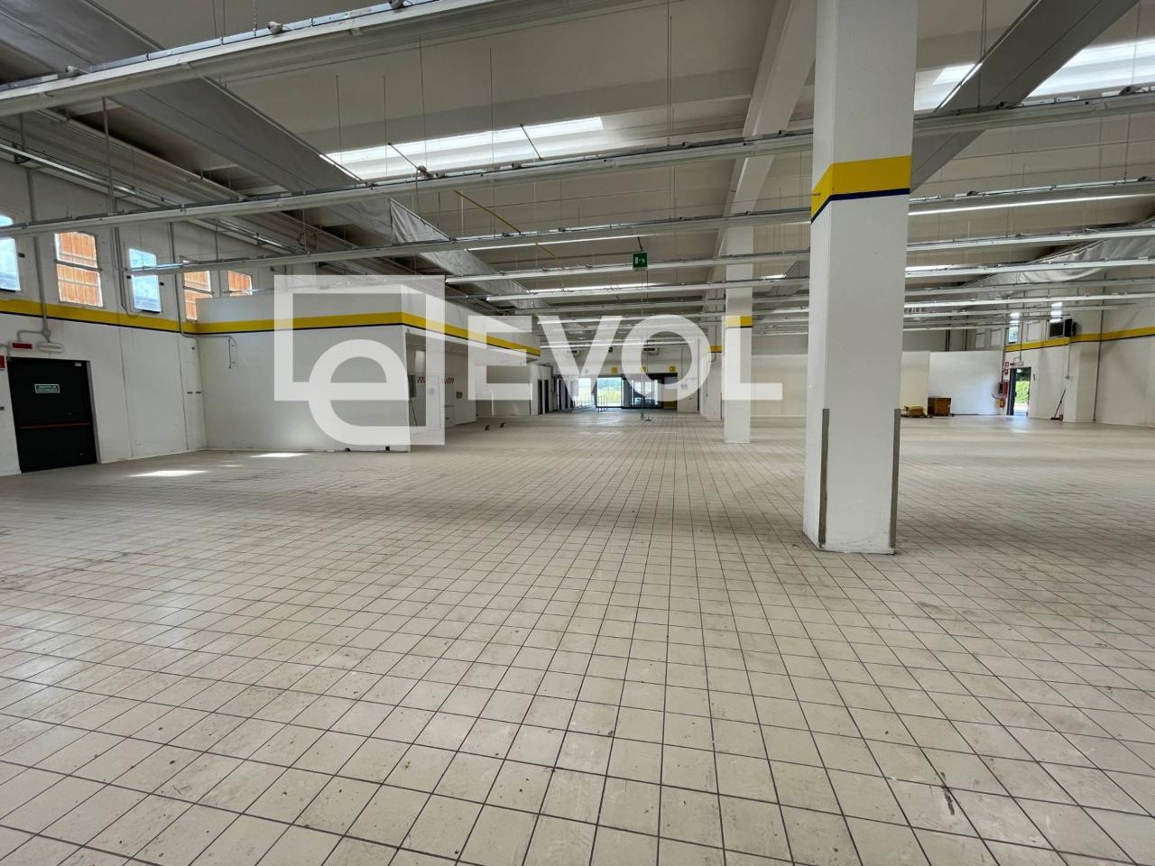 Capannone in vendita a Remanzacco