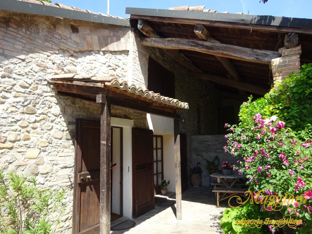 Casa indipendente in vendita a Parma