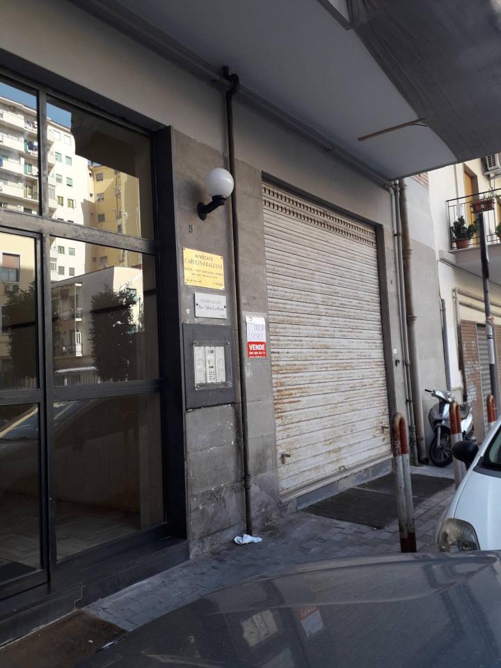 Ufficio in vendita a Torre Annunziata
