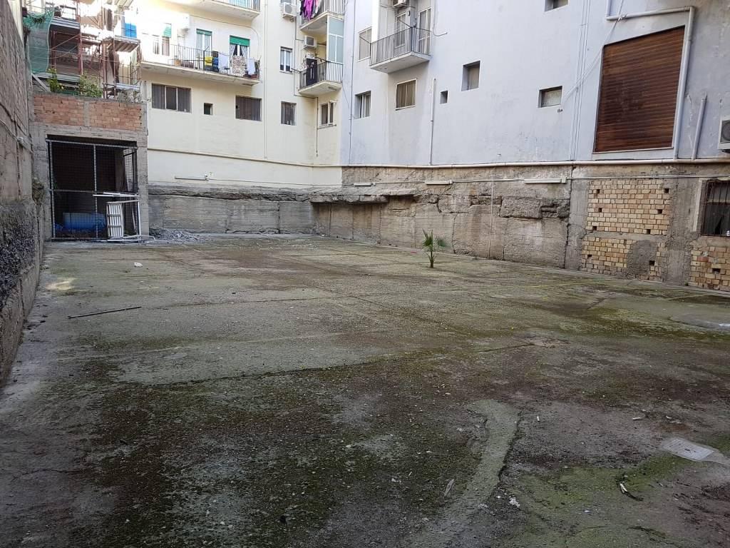 Magazzino in vendita a Reggio Calabria