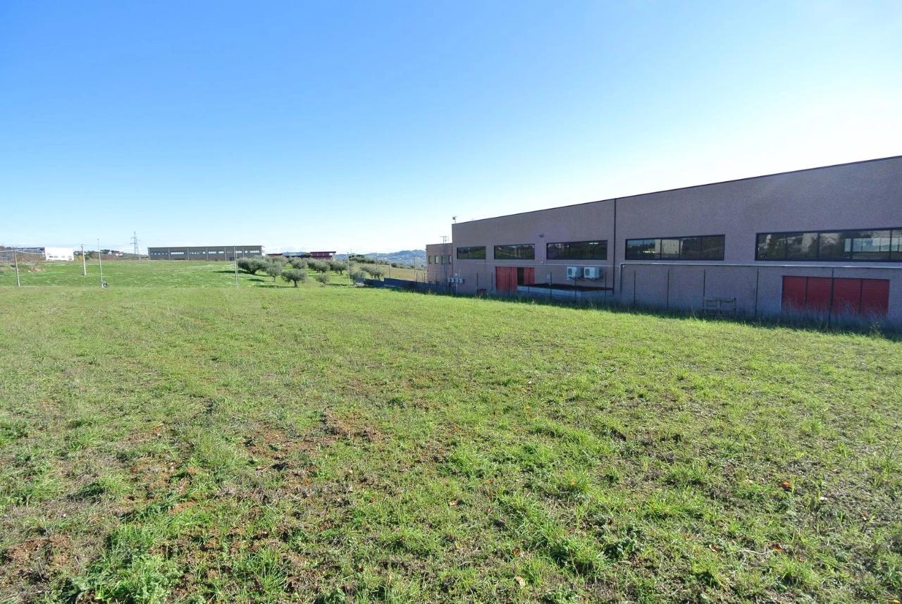 Terreno edificabile residenziale in vendita a Citta' Sant'Angelo