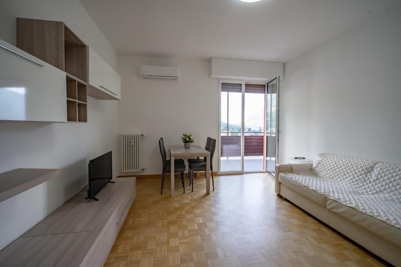 Appartamento in affitto a Mandello Del Lario