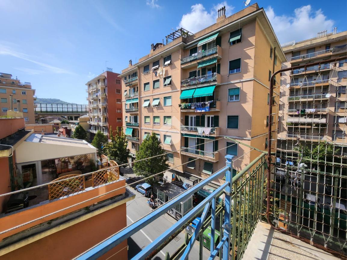 Appartamento in vendita a Genova