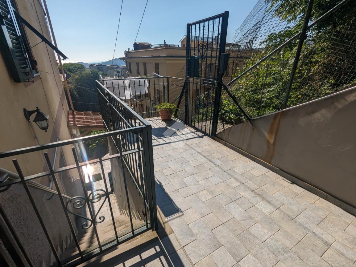 Casa indipendente in vendita a Genova