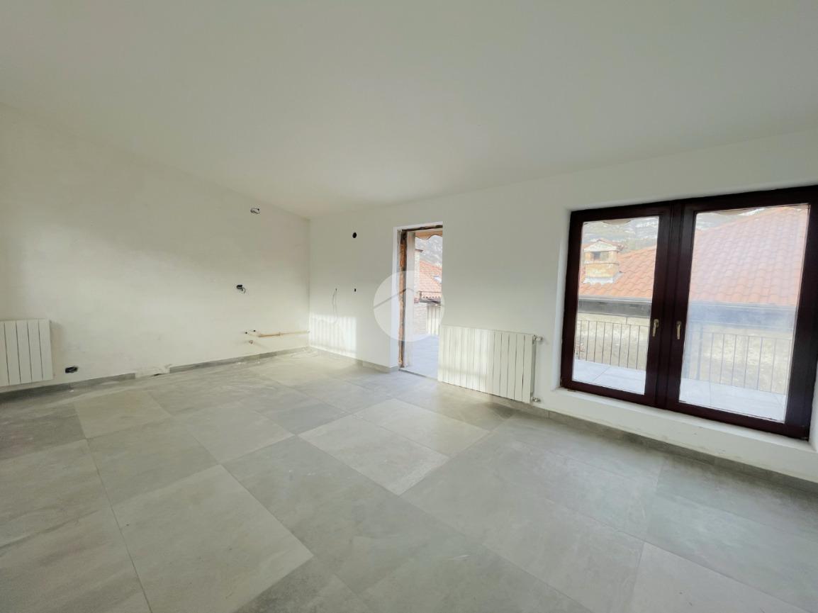 Casa indipendente in vendita a Esine