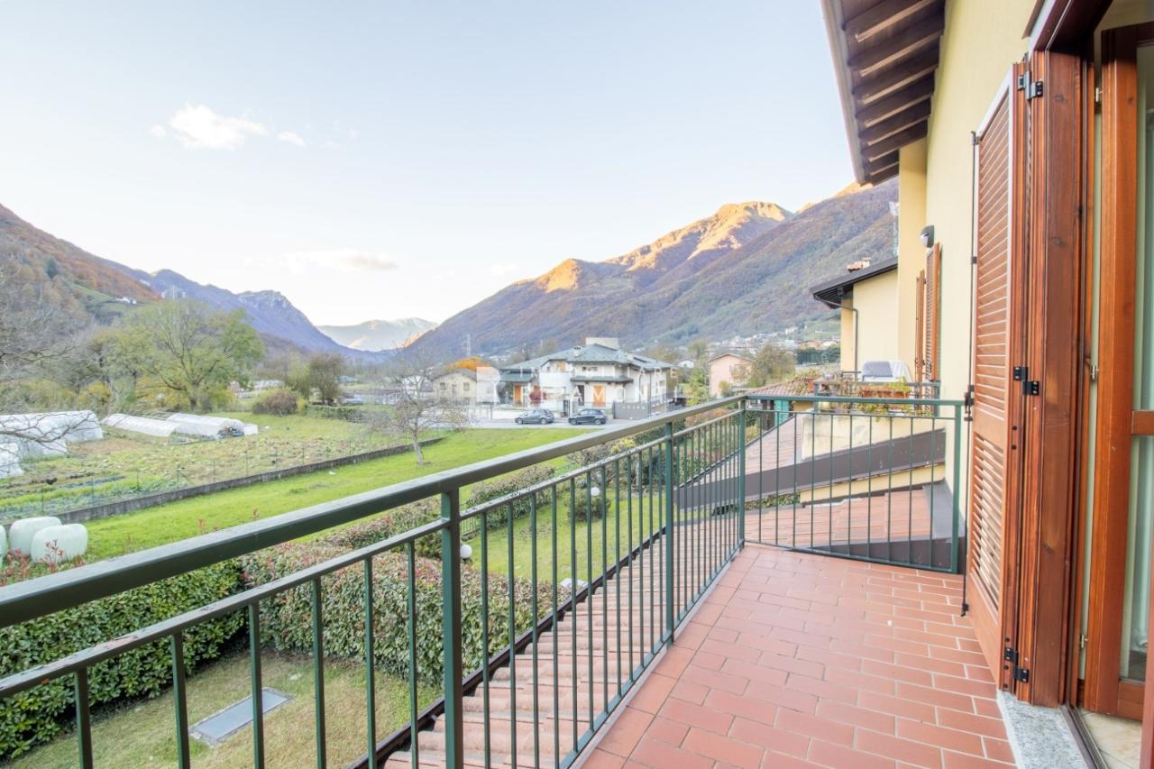 Appartamento in vendita a Introbio