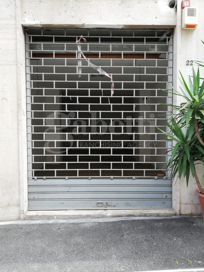 Negozio in affitto a Palermo