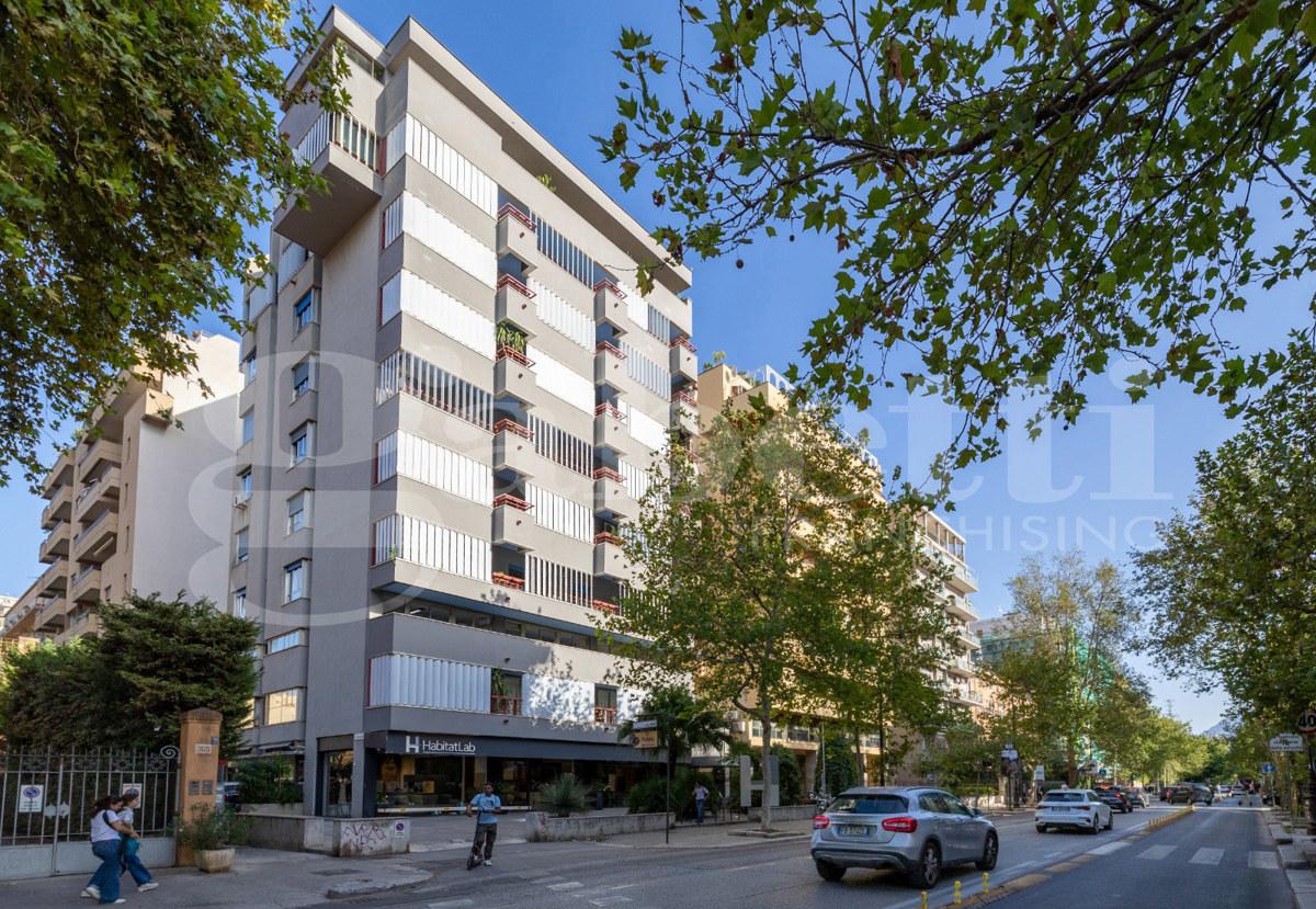 Appartamento in vendita a Palermo
