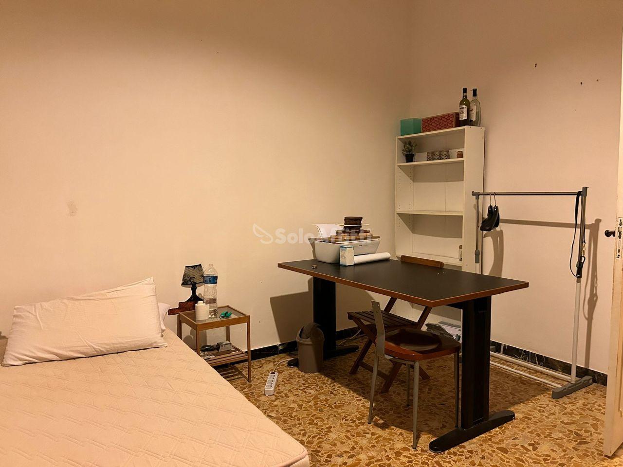 Stanza in appartamento in affitto a Siena