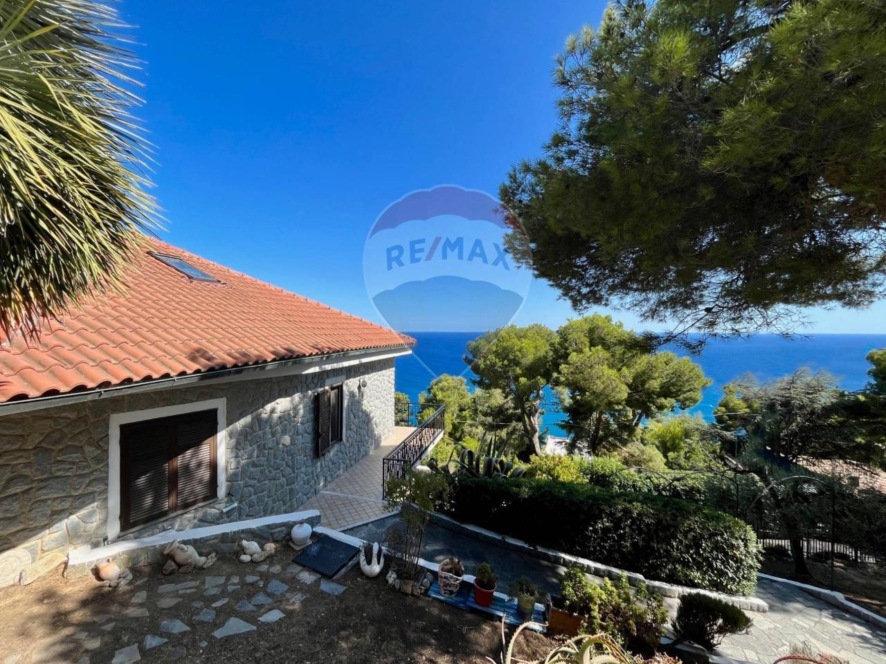 Villa in vendita a Andora