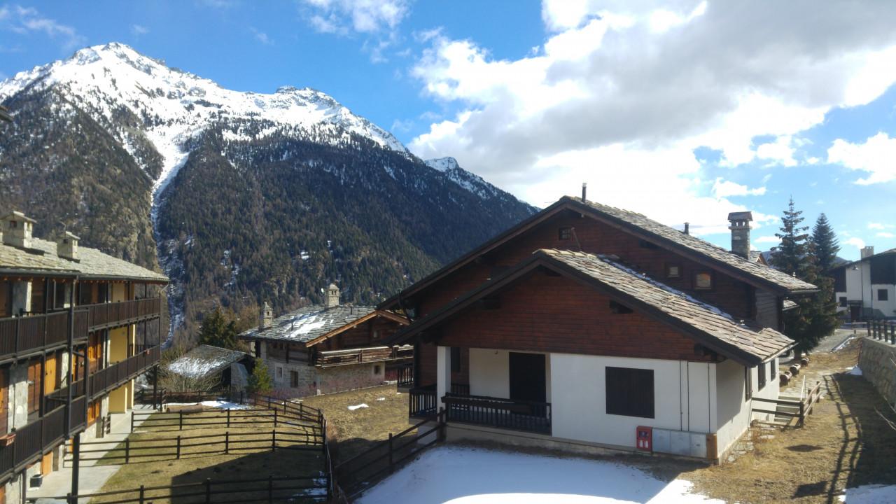 Appartamento in vendita a Ayas