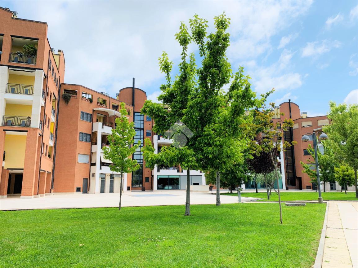 Box in vendita a Roma