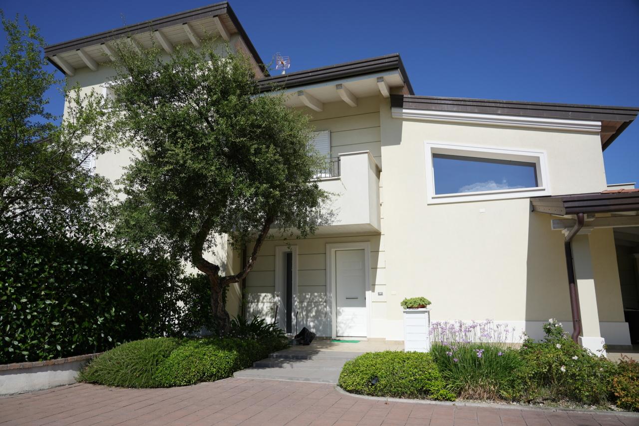 Villa a schiera in vendita a Rimini