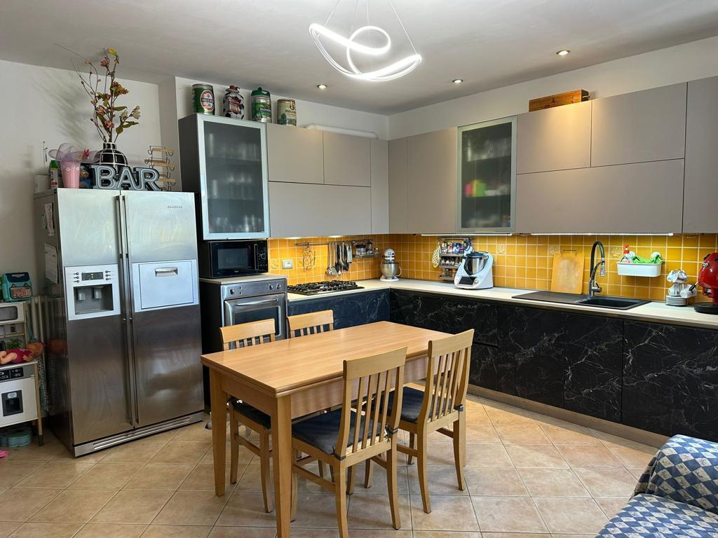 Appartamento in vendita a Montescudo-Monte Colombo