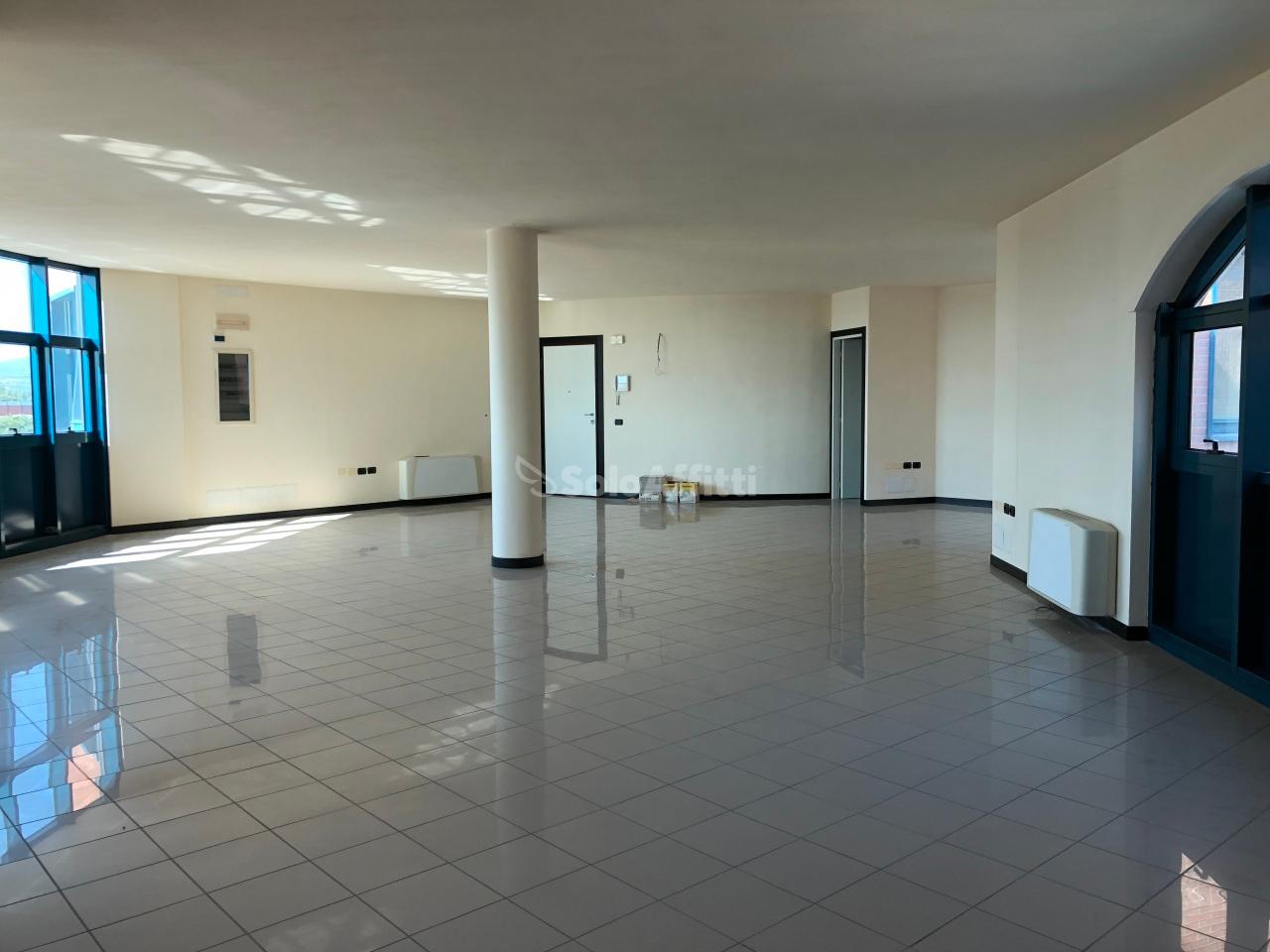 Ufficio in affitto a Rimini