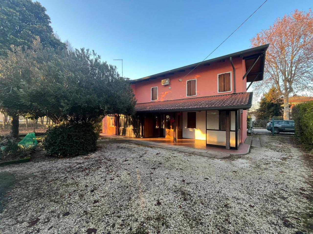 Casa indipendente in vendita a Trebaseleghe