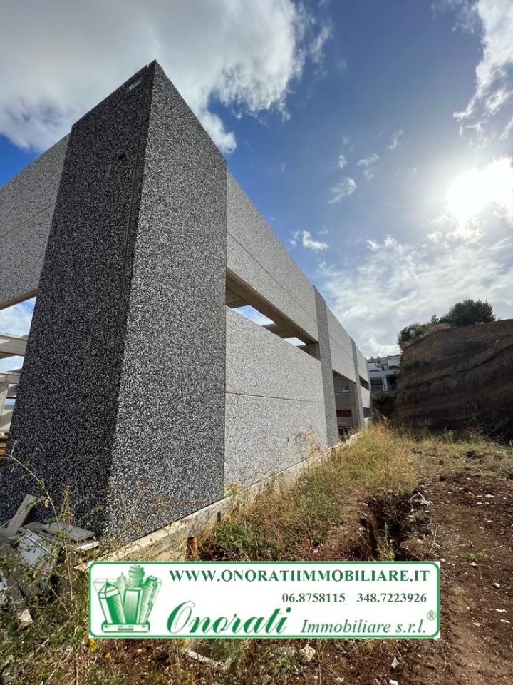 Capannone in vendita a Guidonia Montecelio