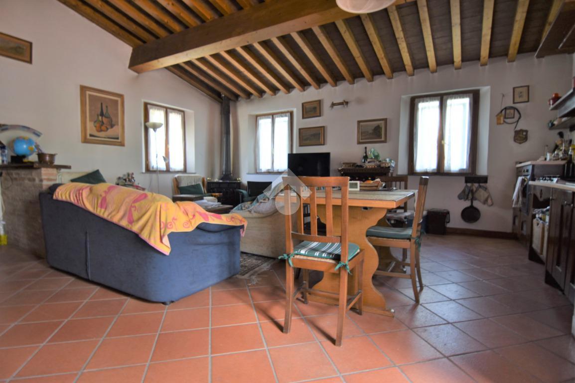 Appartamento in vendita a Collesalvetti