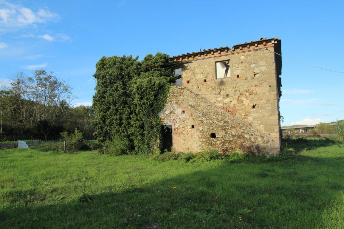 Villa in vendita a Collesalvetti