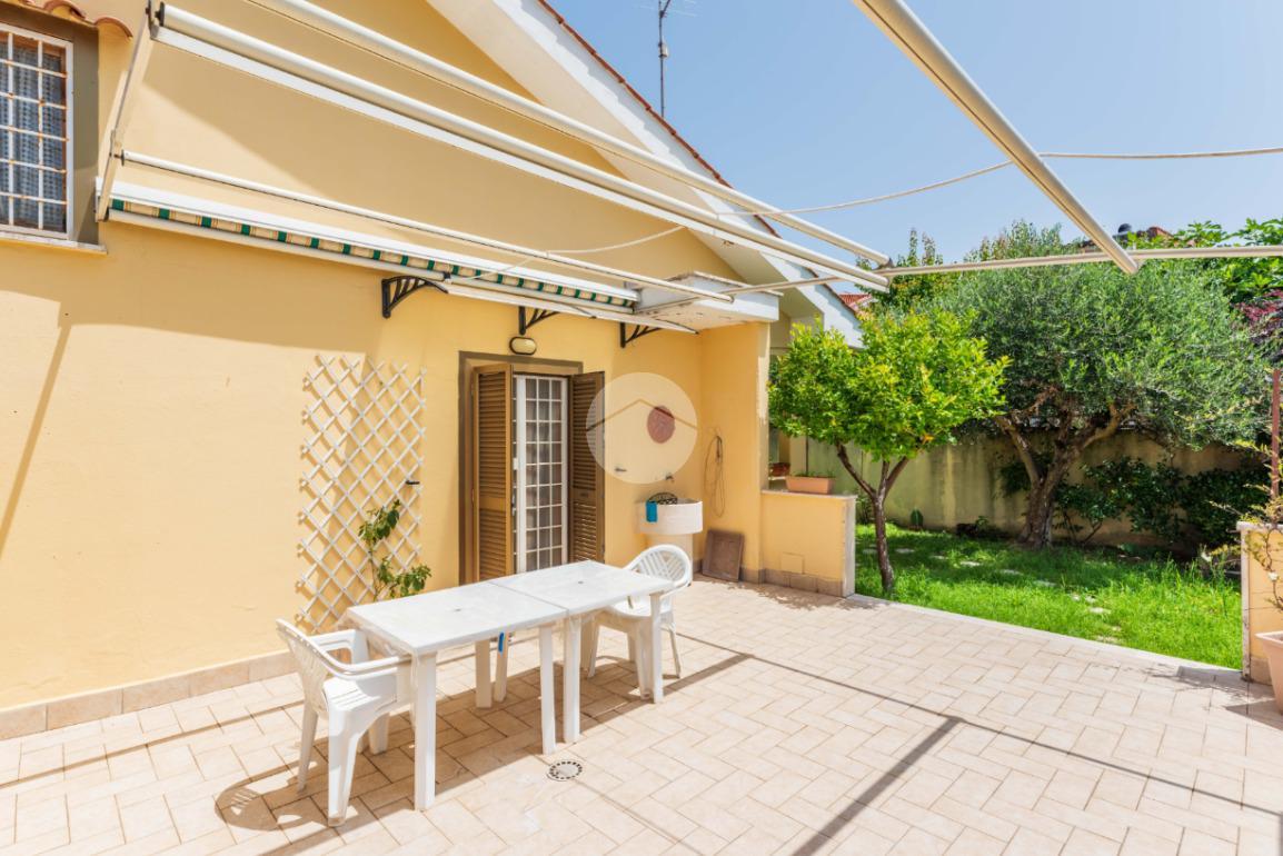 Villa a schiera in vendita a Guidonia Montecelio