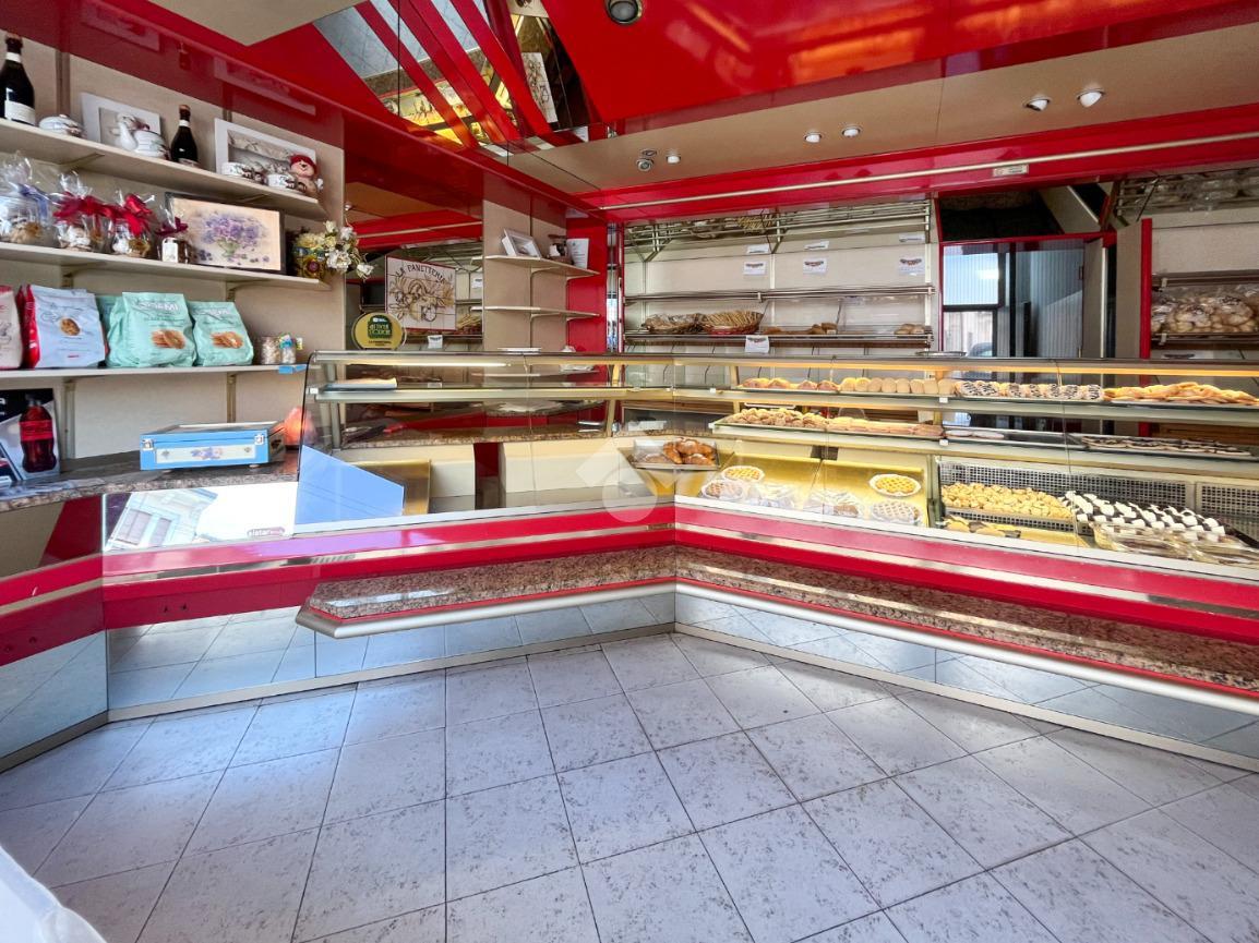 Negozio in vendita a Cremona