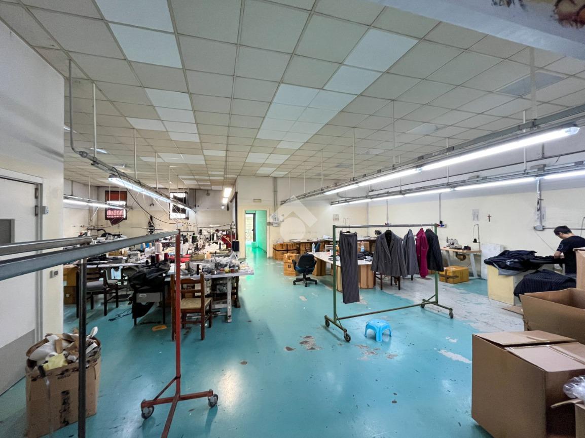 Capannone in vendita a Piadena Drizzona