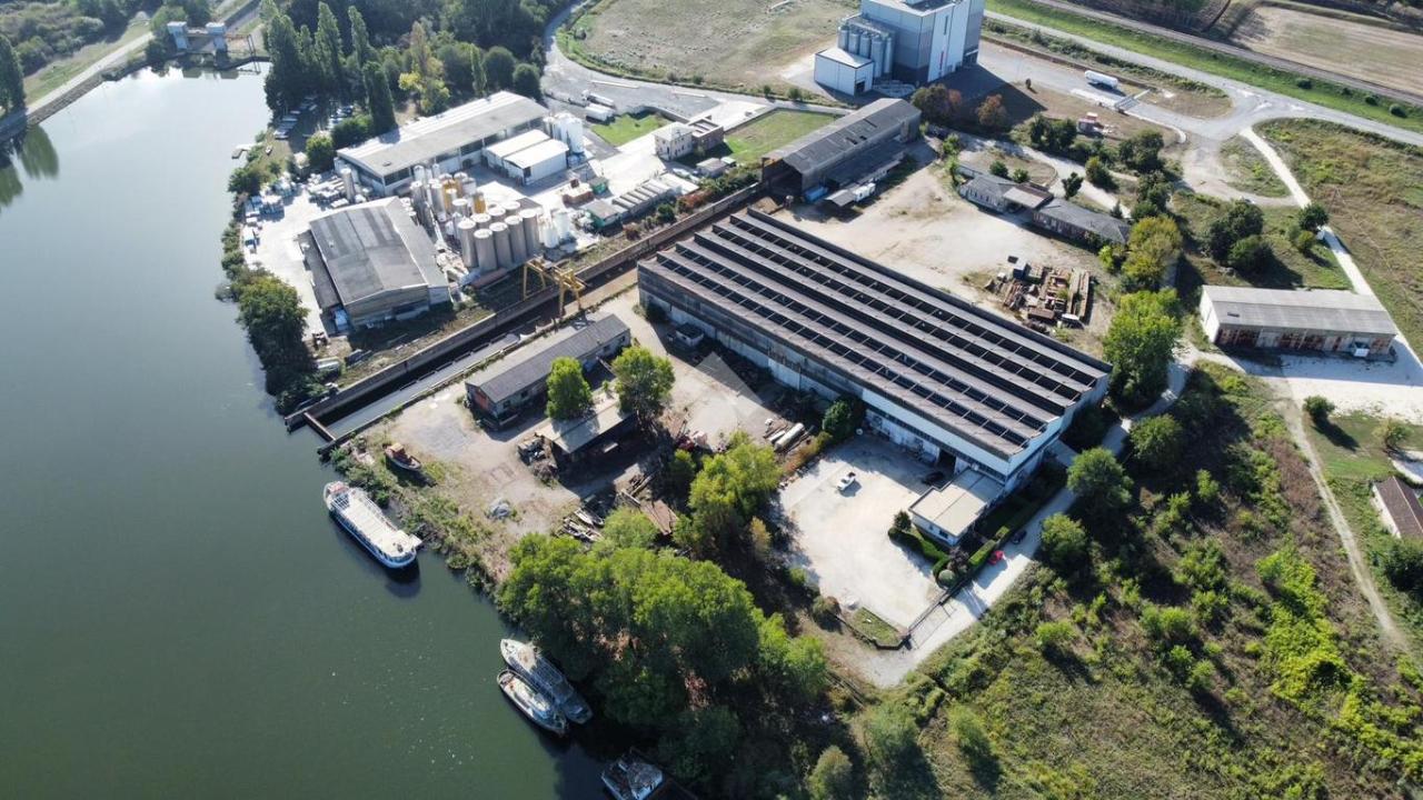 Capannone in vendita a Cremona