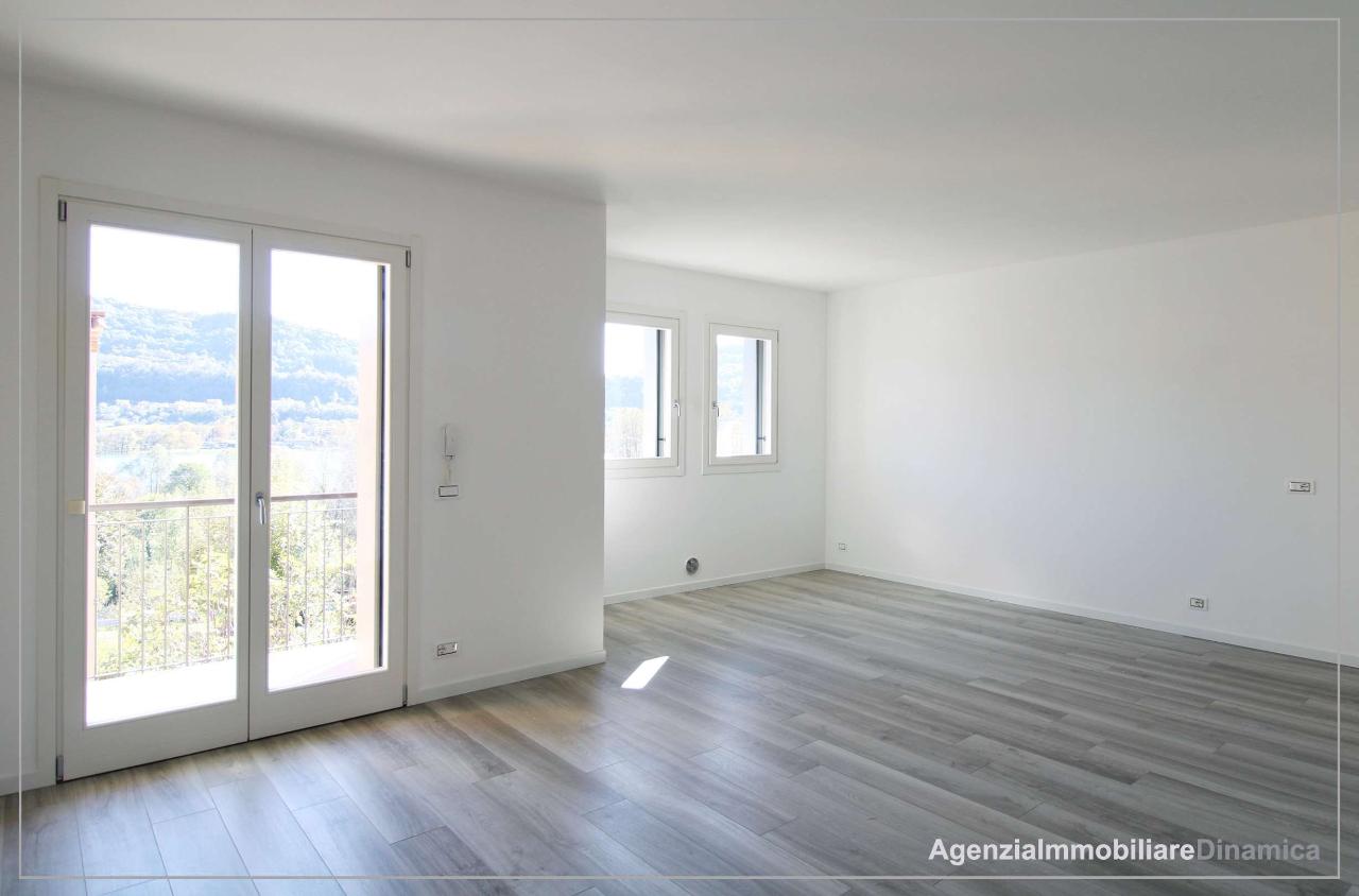 Appartamento in vendita a Revine Lago