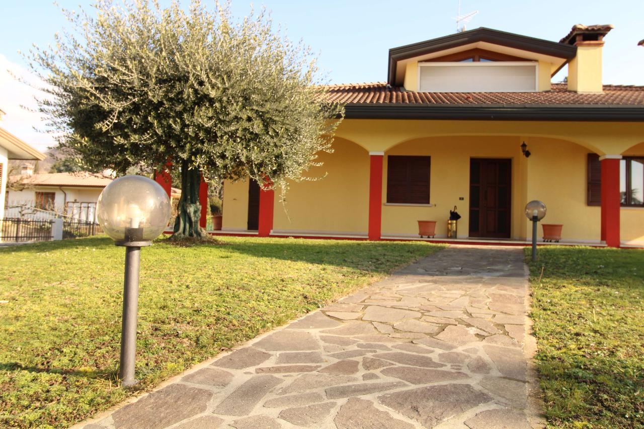 Villa in vendita a Pieve Di Soligo