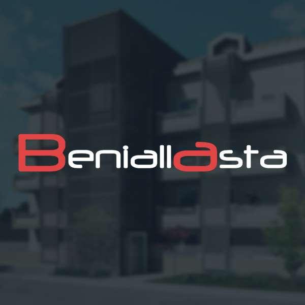 Capannone in vendita a Brebbia