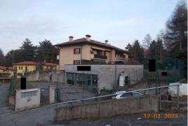 Magazzino in vendita a Lavena Ponte Tresa