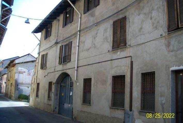 Palazzina commerciale in vendita a Busto Arsizio